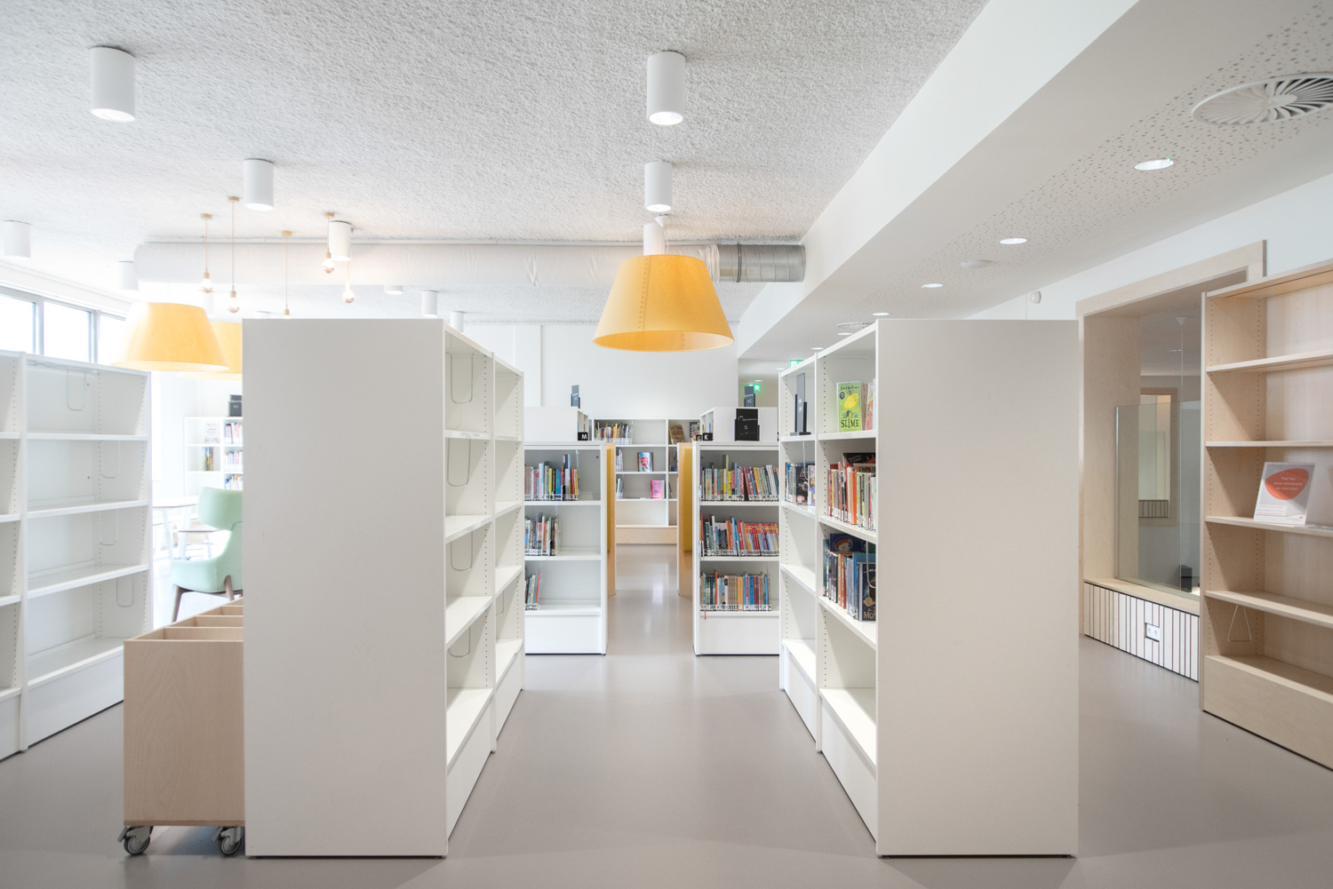 Ter Aar Public Library, Netherlands