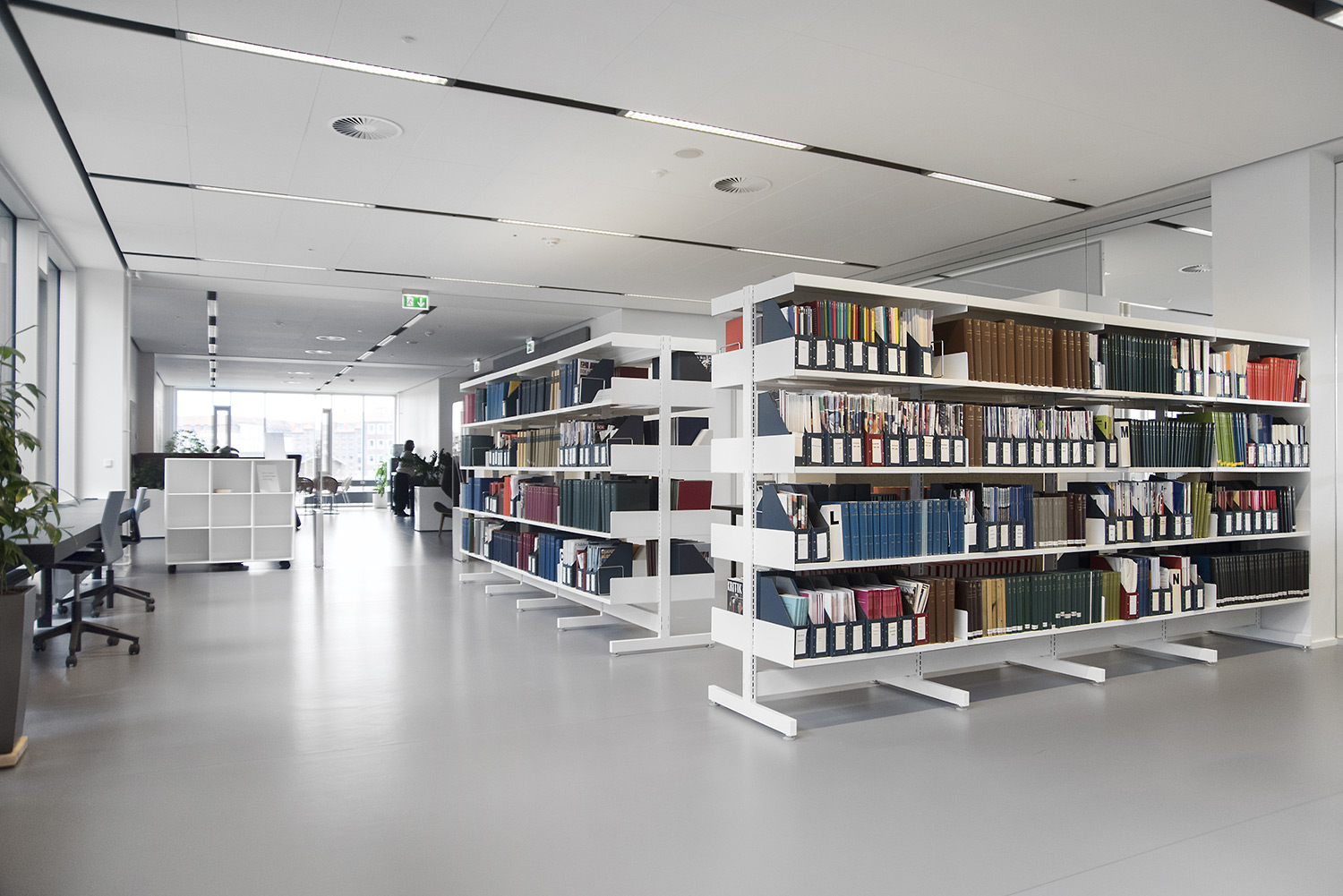 60/30 Classic Steel Shelving System for library interior design